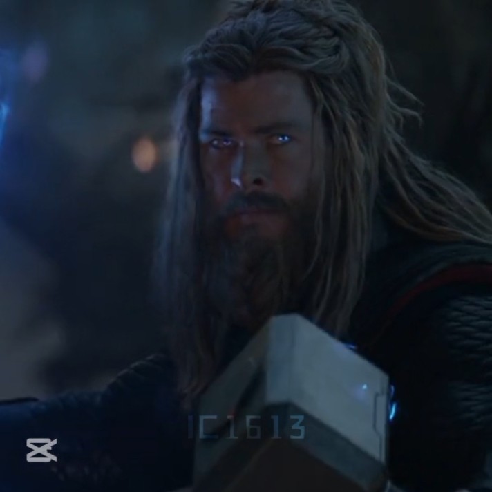 # Thor cut thanos head #avengers endgame #thor #shorts #marvel - YouTube