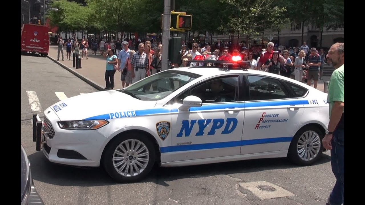 NYPD responding and stuck in traffic - YouTube
