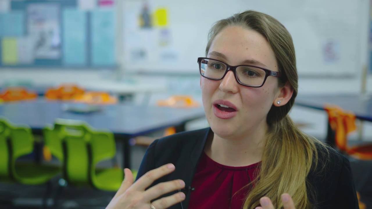 Meet teaching graduate Jillian - YouTube