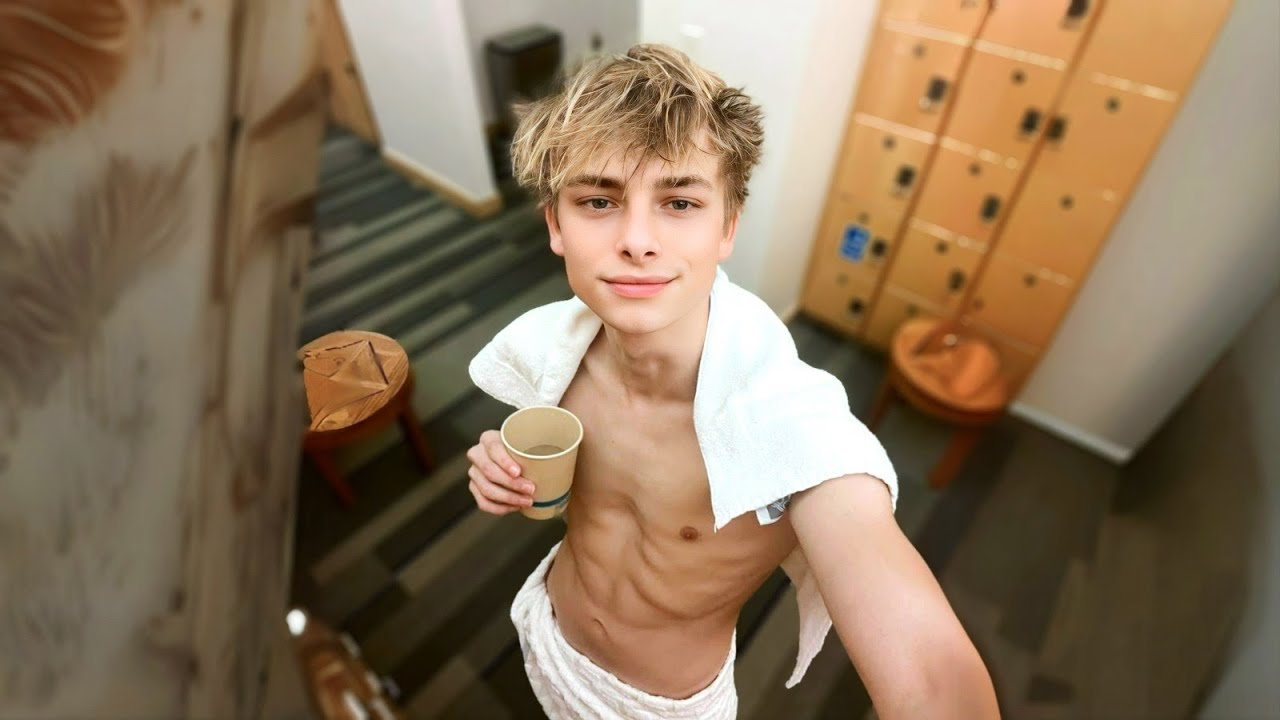 Super Handsome Young Fitness Model | RYKER - YouTube