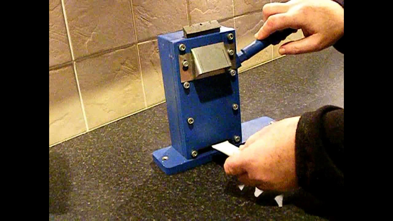 Aluminium Tube Closer - YouTube