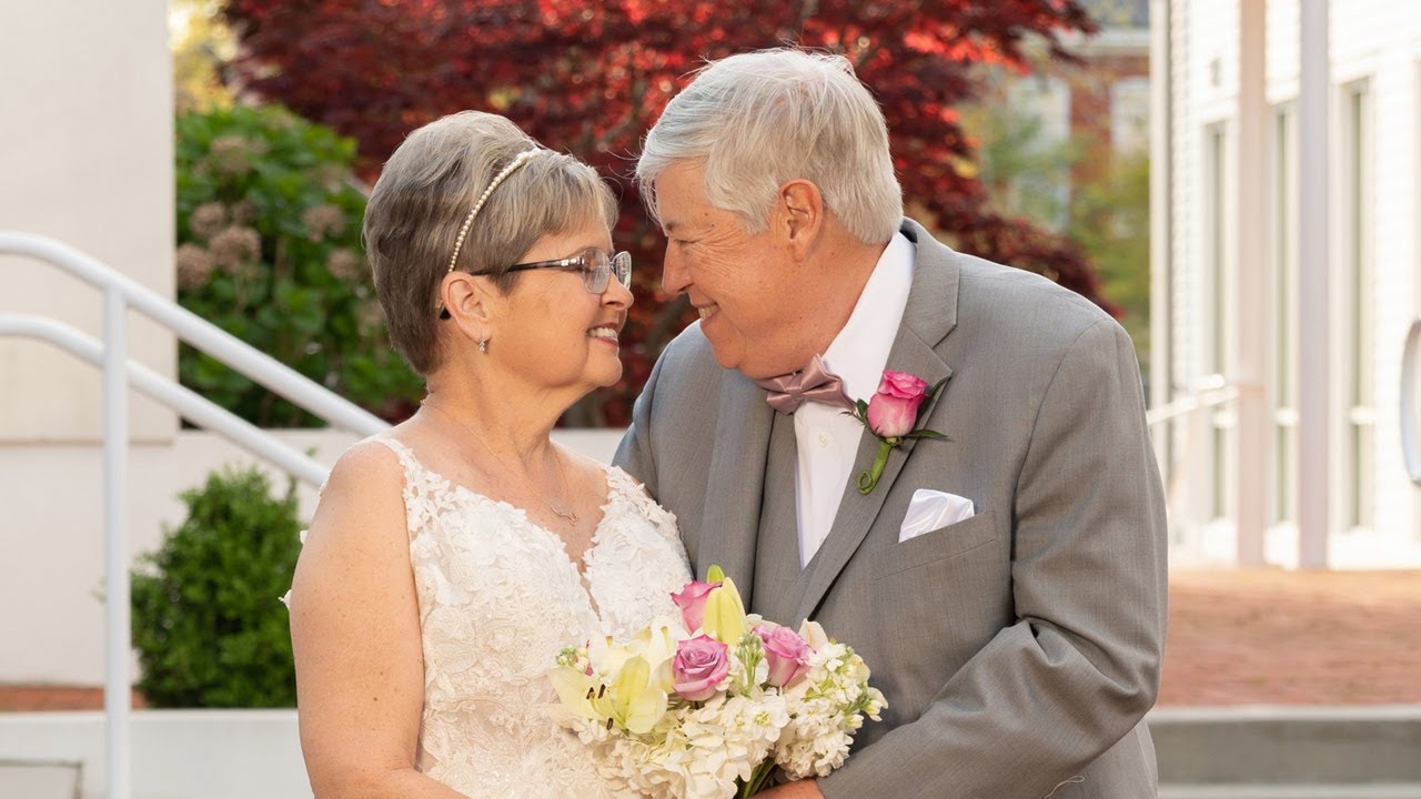 Susan and Steve 1080p - YouTube