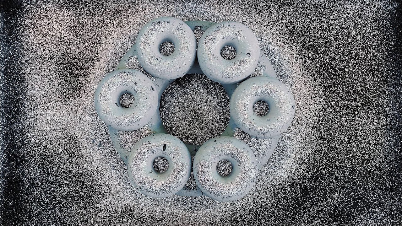 Grey Donuts 🩶 #grey #donuts #asmr #gymchalk #oddlysatisfying - YouTube