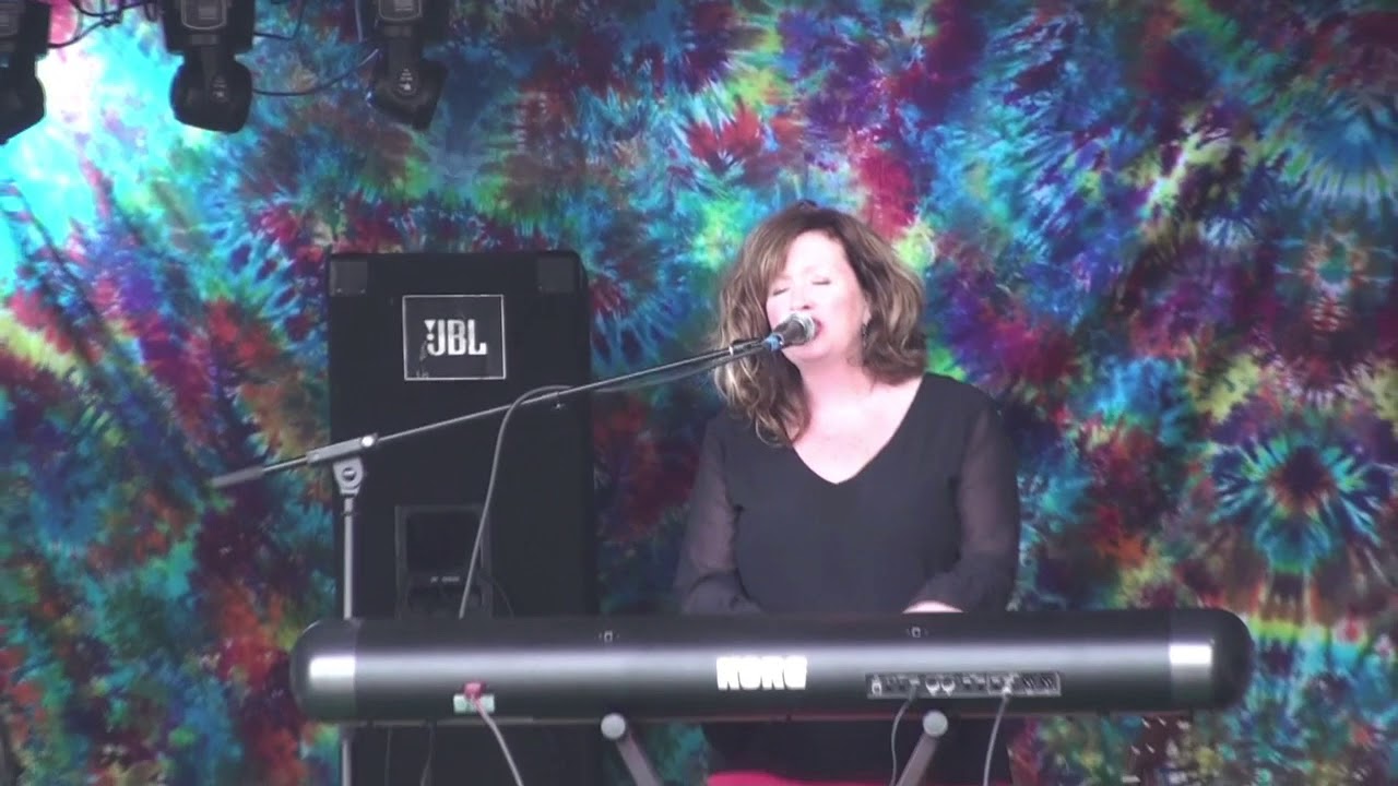 Searson Live Performance Clips 2017 - YouTube