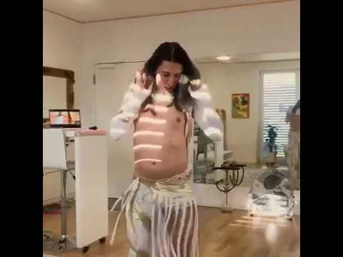 Trans Super Rəqs Etdi