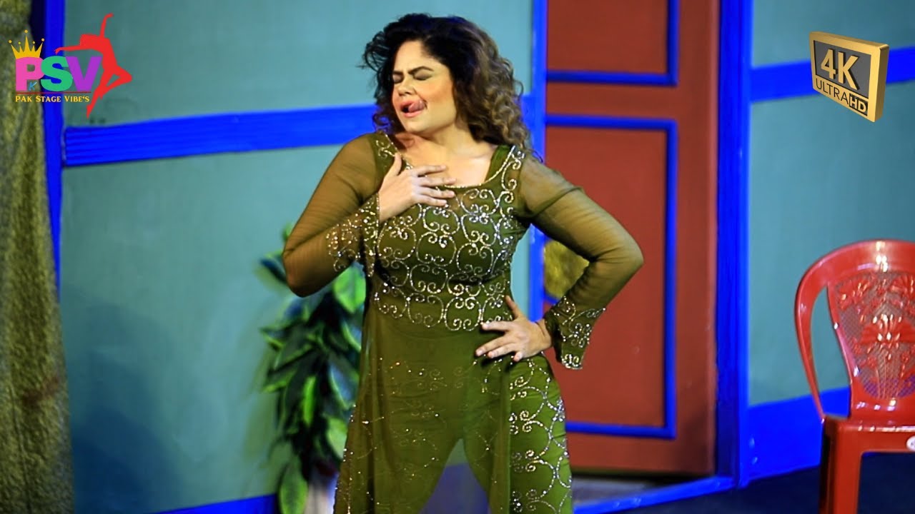 Shama Rana Hottest Mujra Dance || Thand Lagdi Ve Menu Thand Lagdi ...