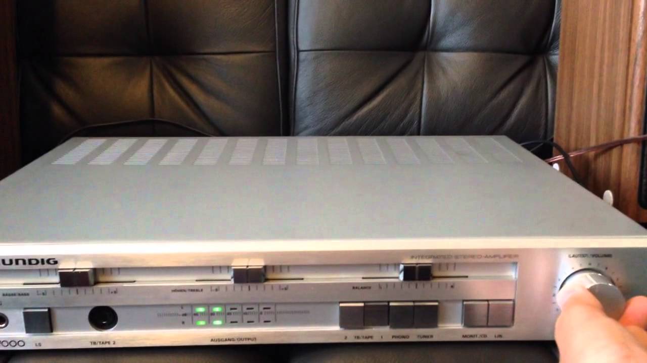 Grundig V7000 amplifier - YouTube