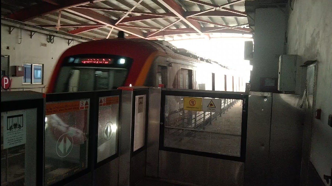 Orange 🍊 line metro train 🚄lahore (Thokar niaz to Bund road) - YouTube