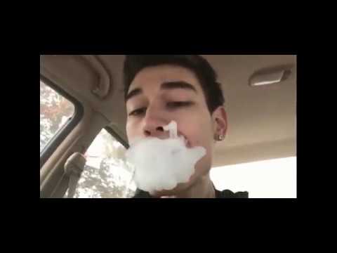 Simple Vape Tricks Everyone Should Know ///////Austin Lawrence - YouTube