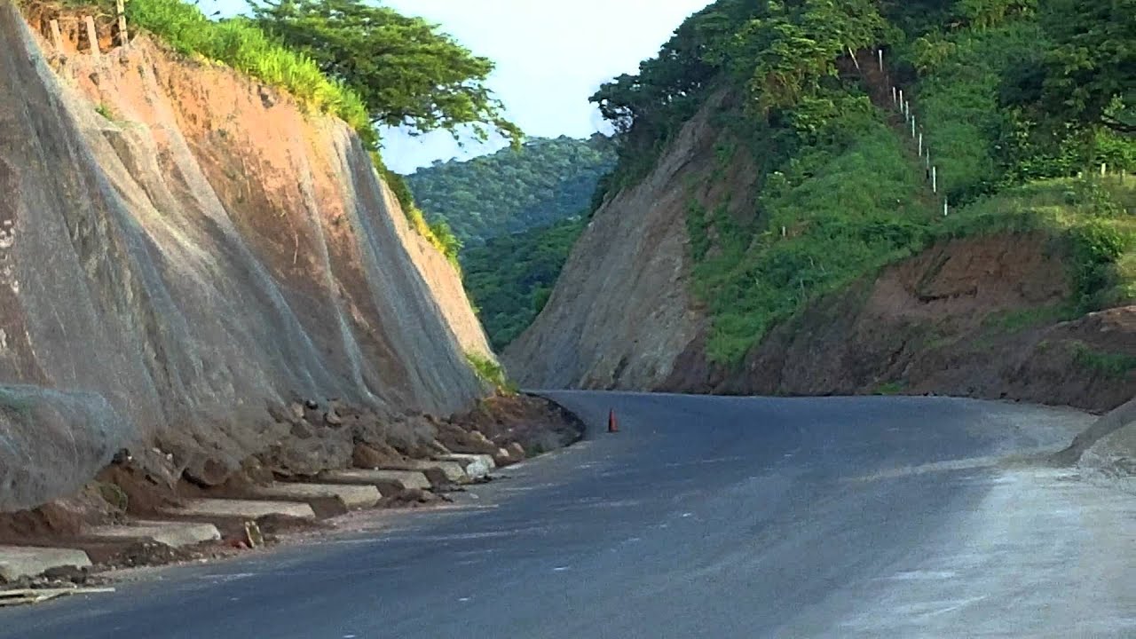 Berma antes de pasto - YouTube