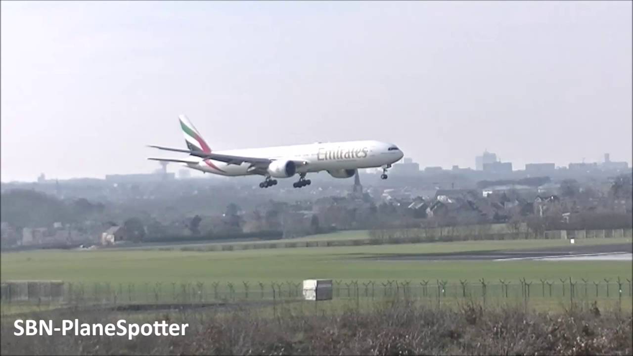 Emirates | Boeing 777-300ER | Landing | Brussel Airport (HD) - YouTube