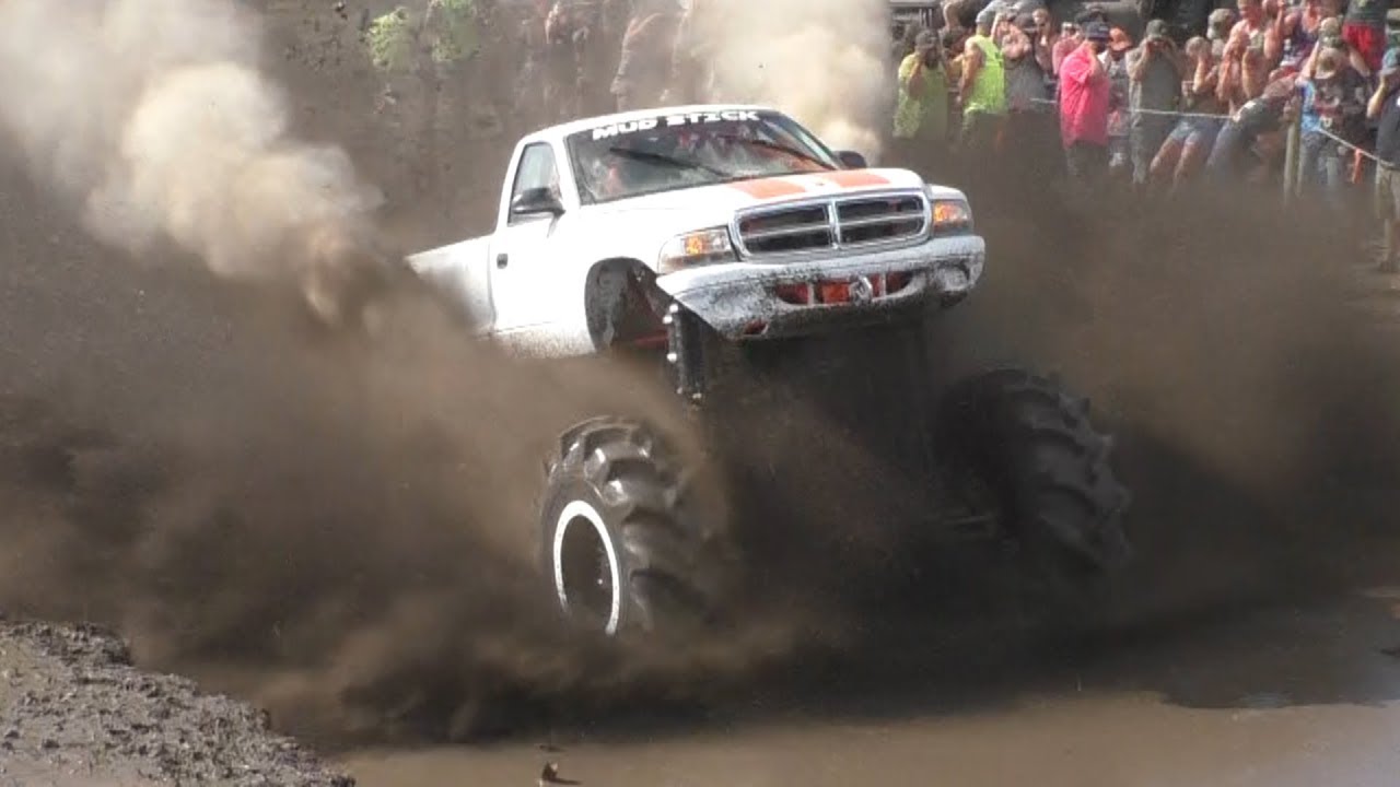 MUD STICK SENDS IT!! BADDEST DAKOTA IN CANADA!!! - YouTube