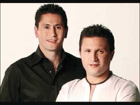 OLHA AMOR GIAN E GIOVANI - YouTube