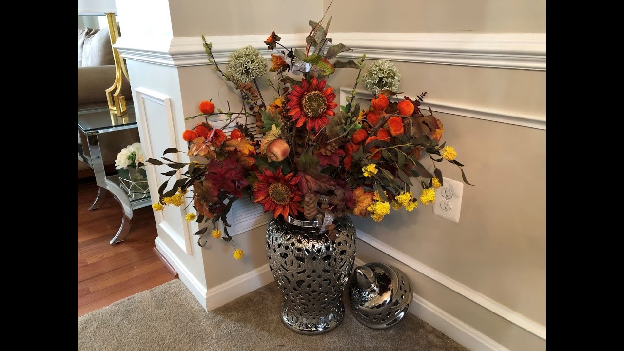LET'S LOOK BACK AT SOME OF MY FALL HOME DECOR 2023.... - YouTube