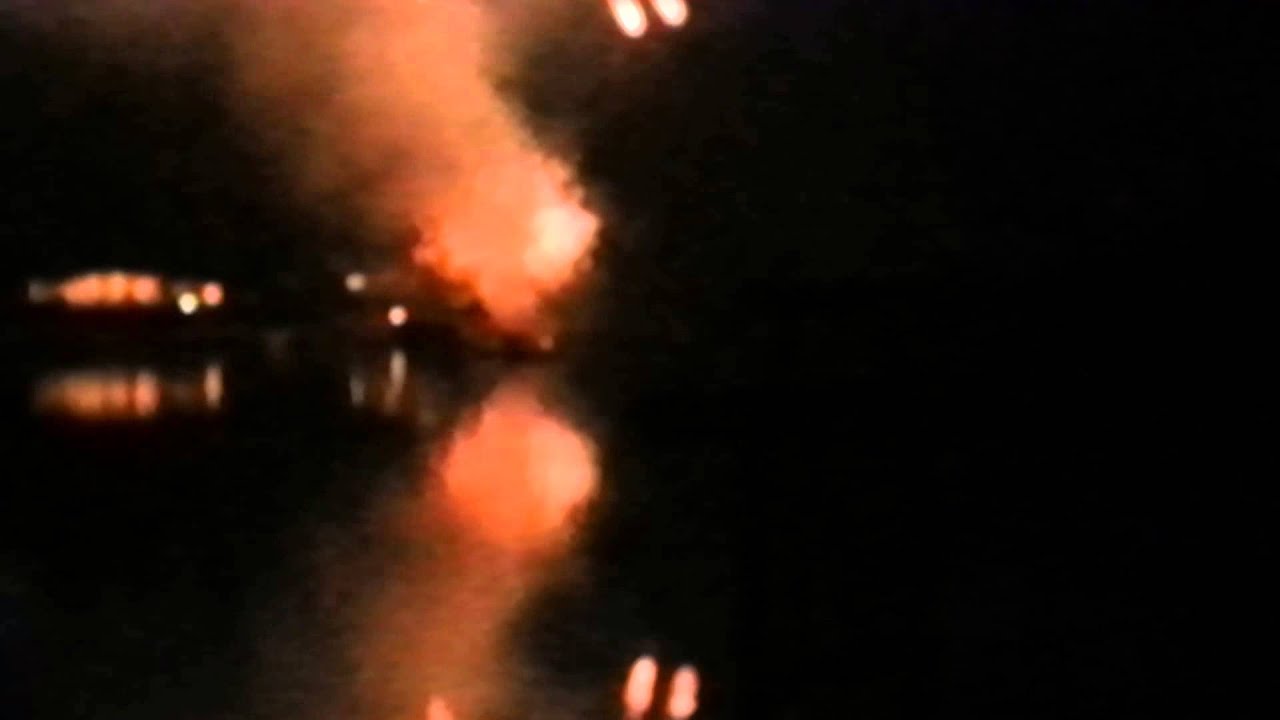 4th of July on Vaughn Bay - YouTube