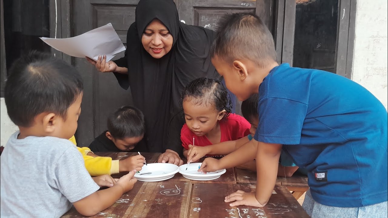 Hari Ini Bersama Ruby dan Teman-Teman Kita Belajar Mengikuti Pola Garis ...