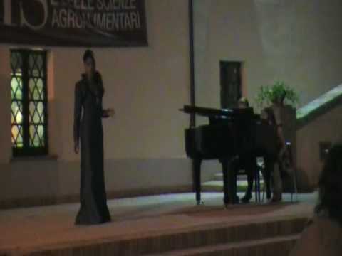 Jill Opal Oliver sings "O Mio Babbino Caro" from the opera "Gianni ...