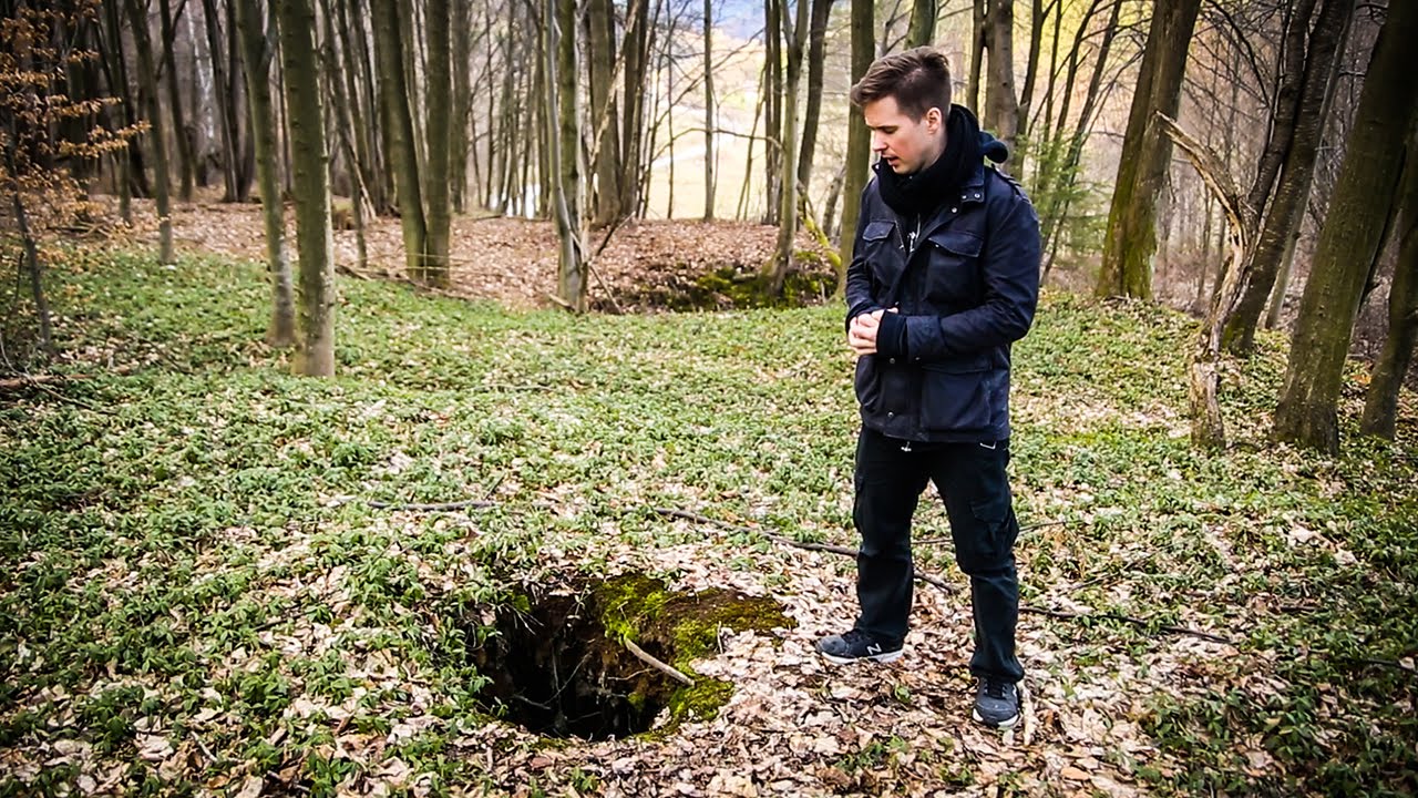 Open Grave in a Forgotten Cemetery [Kult America] - YouTube