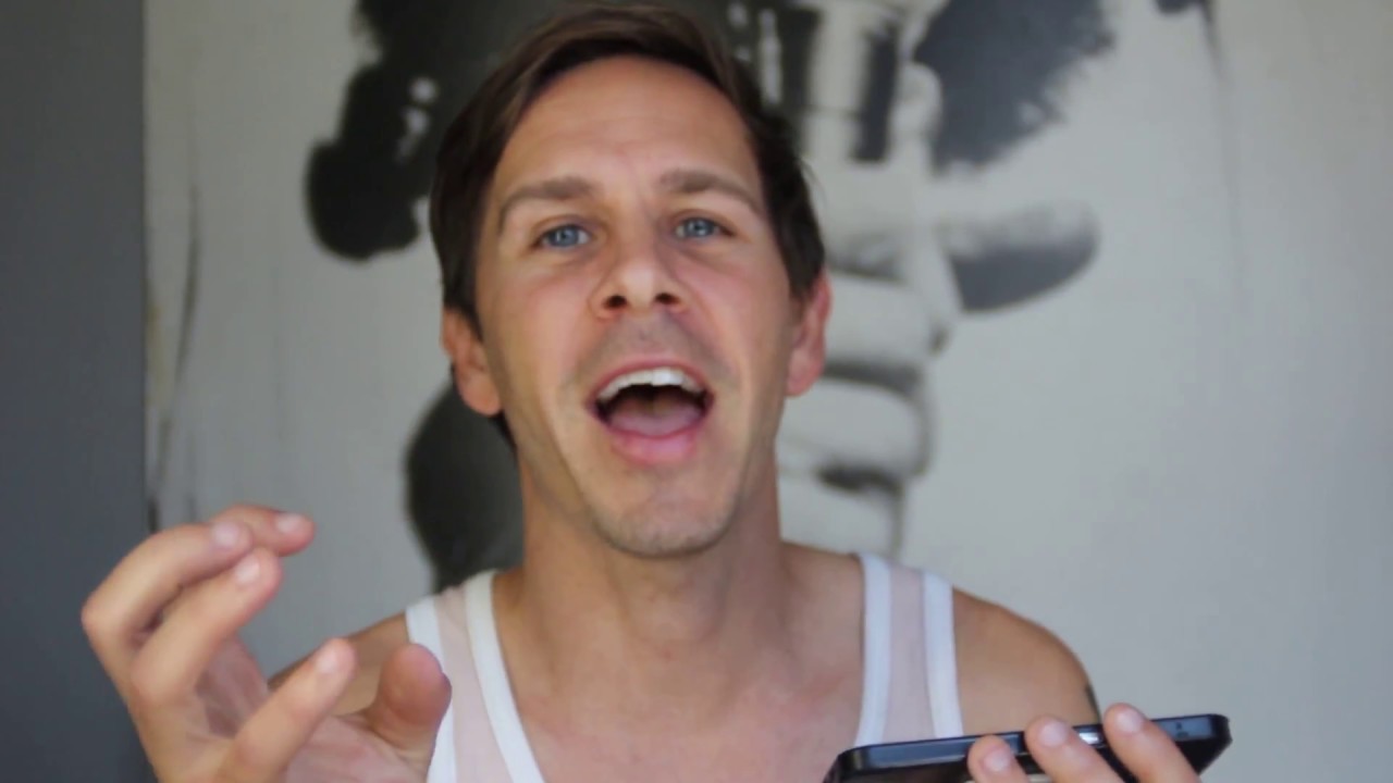 Underwater octopus village called "Octlantis" - YouTube