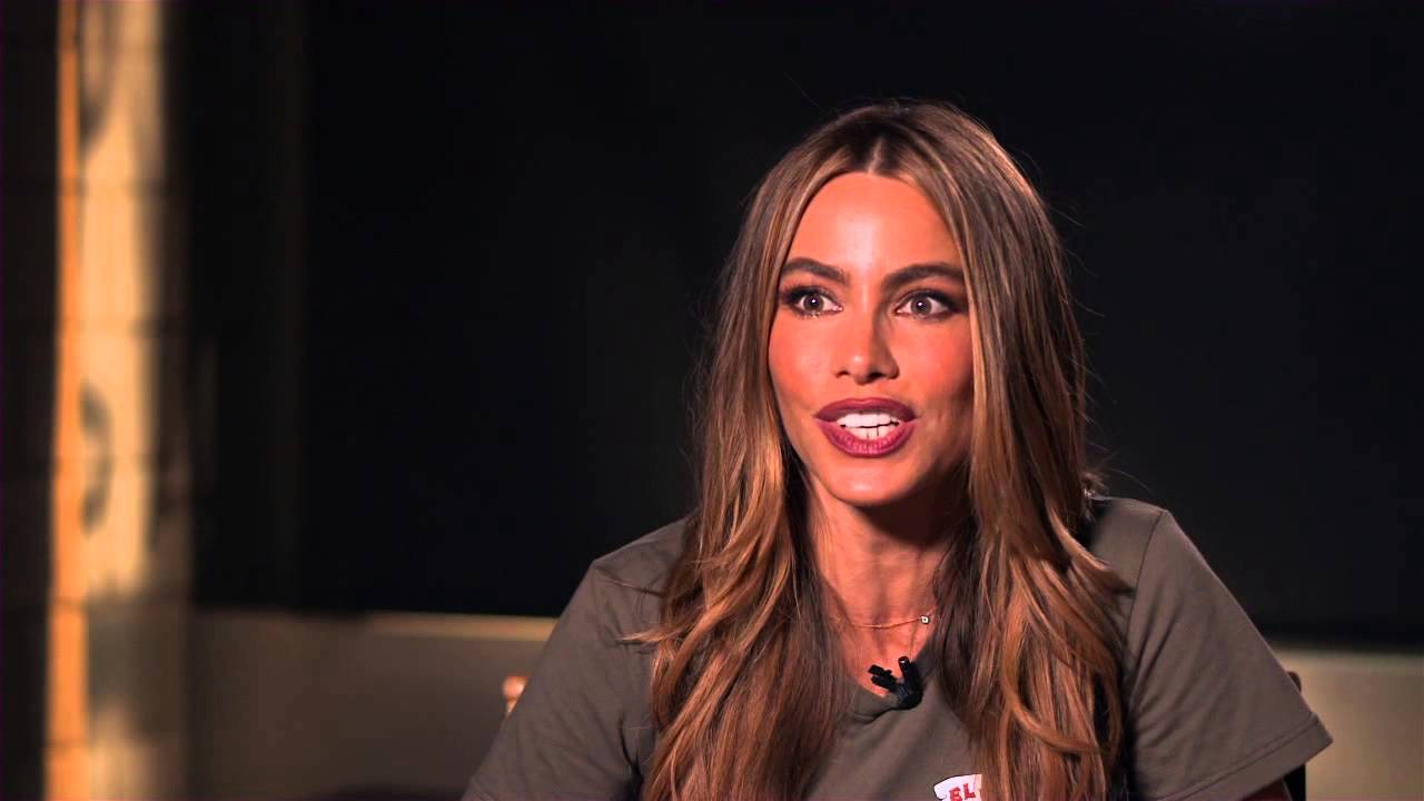Chef: Sofia Vergara On Set Movie Interview | ScreenSlam - YouTube