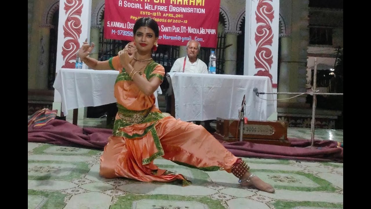 Bijaya Sanmelani of SANTIPUR MARAMI 2022 dance by Poushali Saha on ...