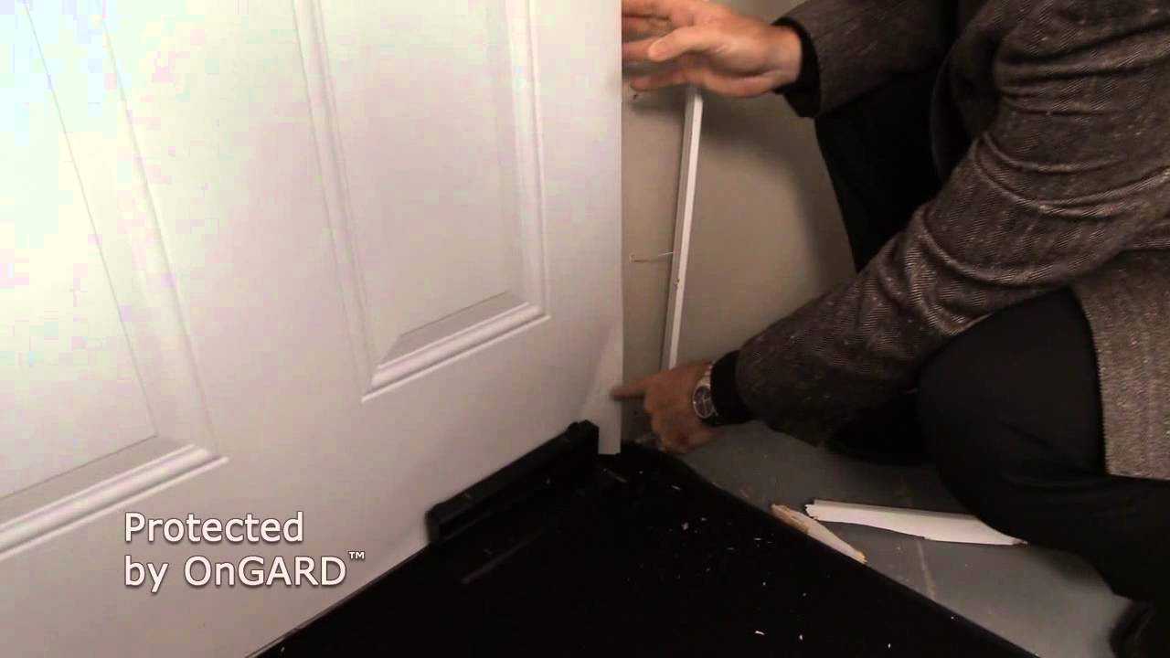 Barricade Your Doors Easy To Install - YouTube