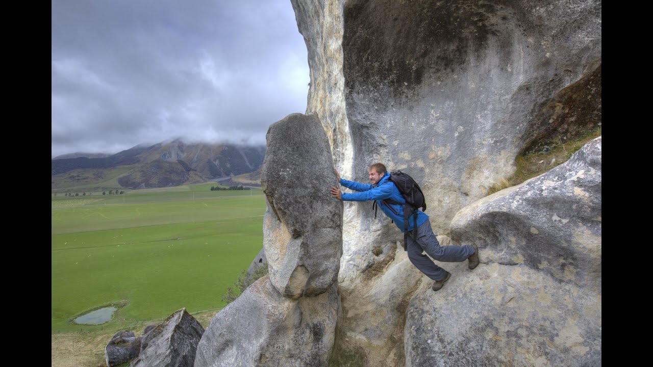 Crazy Rock Formations (Ngarua Caves, Labyrinth Rocks & Castle Hill ...