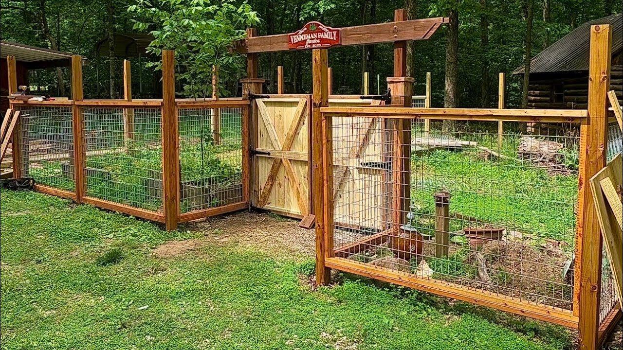 Build a farm fence DIY - STEP BY STEP - YouTube