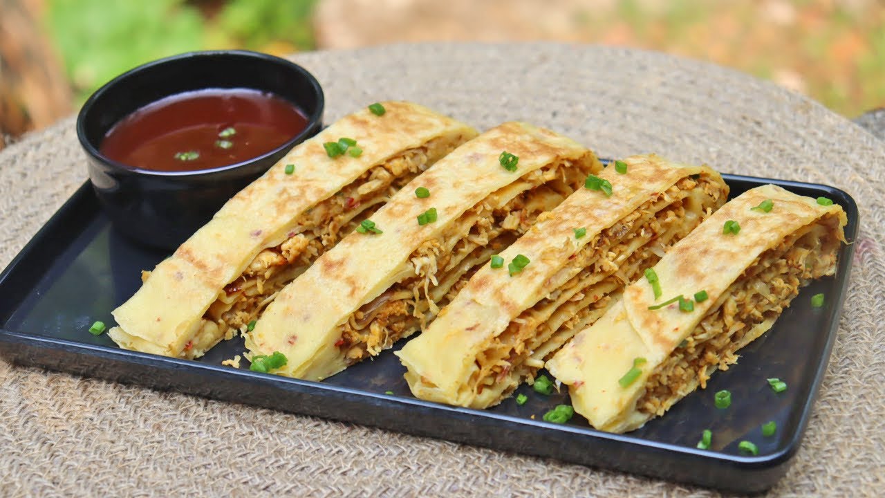 ചിക്കൻ മുട്ട അടുക്ക്/ Chicken Mutta Adukk snack/Iftar Recipe In ...