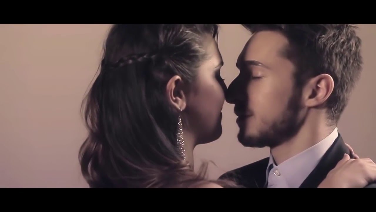 Tiziano Ghinazzi - L'ultimo bacio (Dolce rumba per sax soprano e accordina) Video ufficiale ...