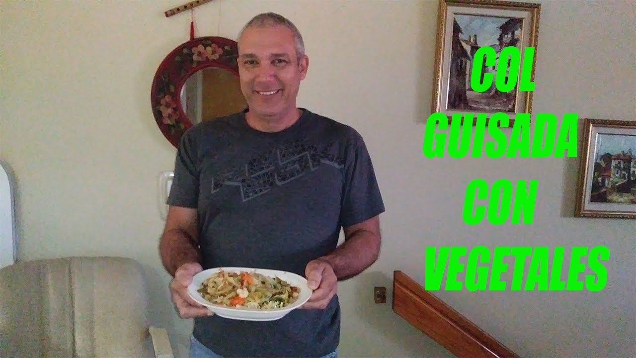 Col guisada con vegetales - YouTube