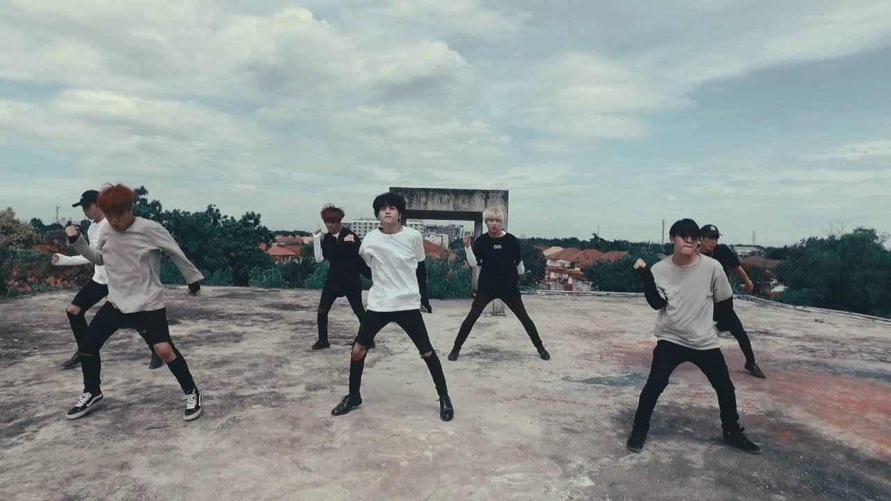 BULLETPROOF - BTS [방탄소년단] Save Me [Dance Version] - YouTube