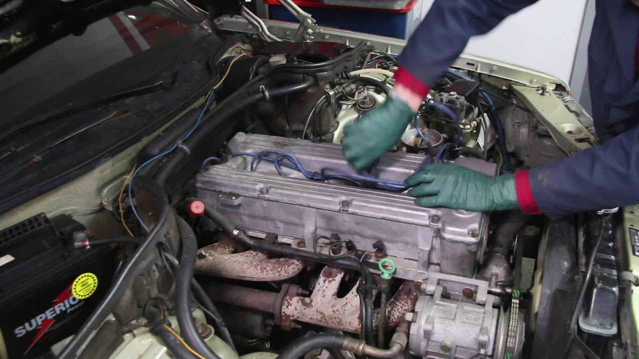 Working on Fritz My 1980 Mercedes 280SE Euro: Opening Up The Engine ...