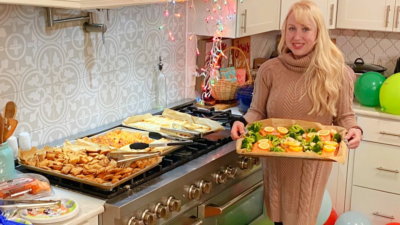 MASSIVE LARGE FAMILY MEALS OF THE WEEK | Oven Dinners, Birthdays ...