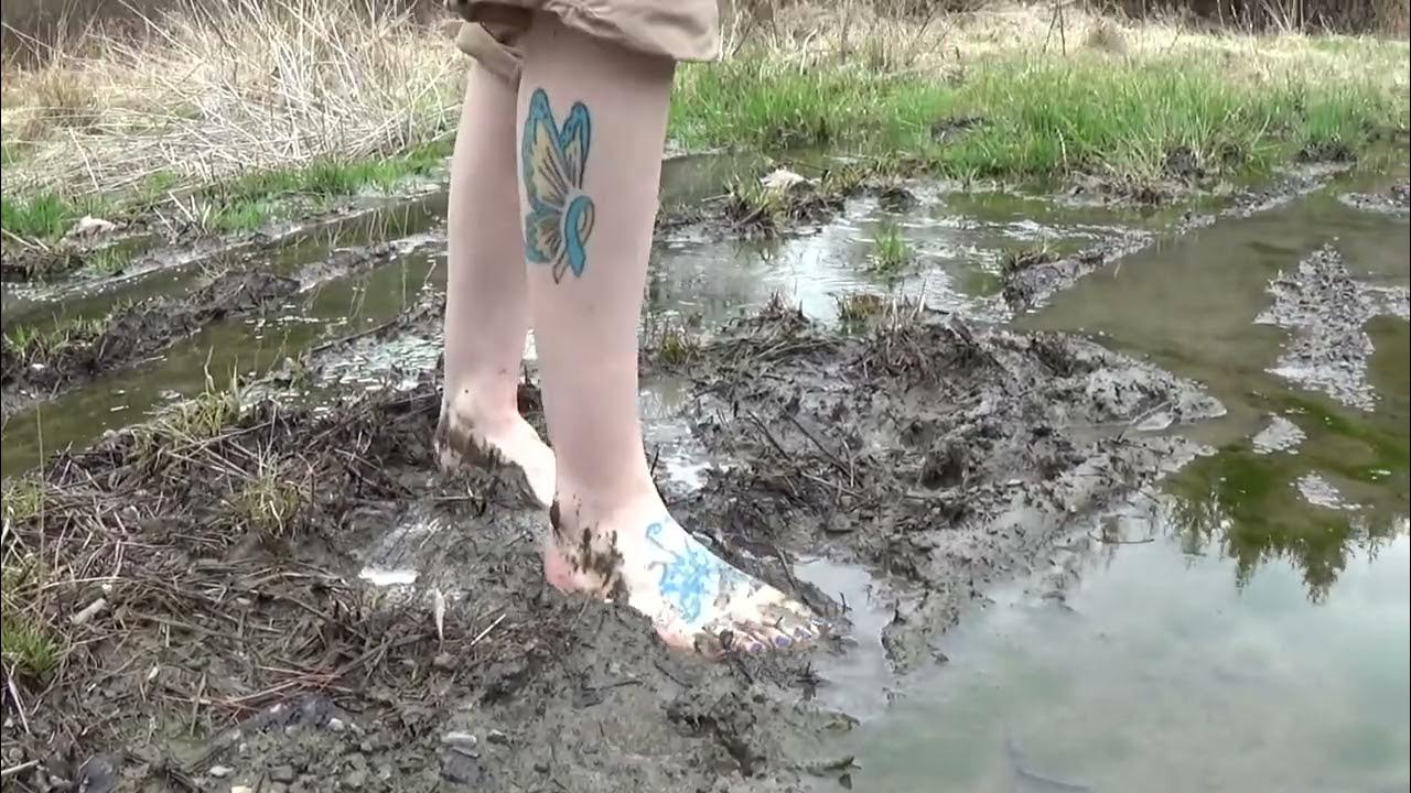 barefoot mud walk - YouTube
