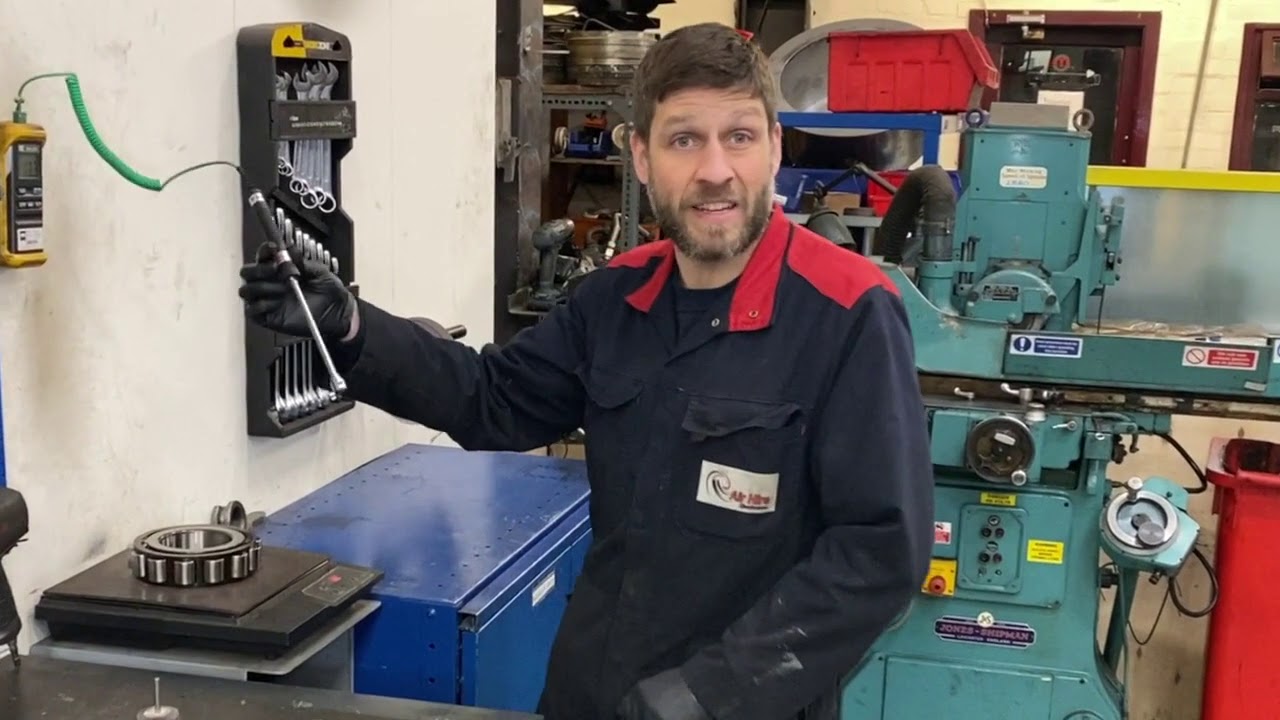 Atlas Copco ZR5 Gearbox assembly - Ztechnique Training - YouTube