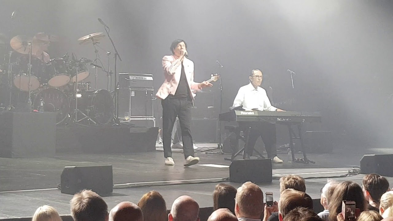 Ron Mael dancing. Sparks at Cirkus, Stockholm June 16 2018. - YouTube