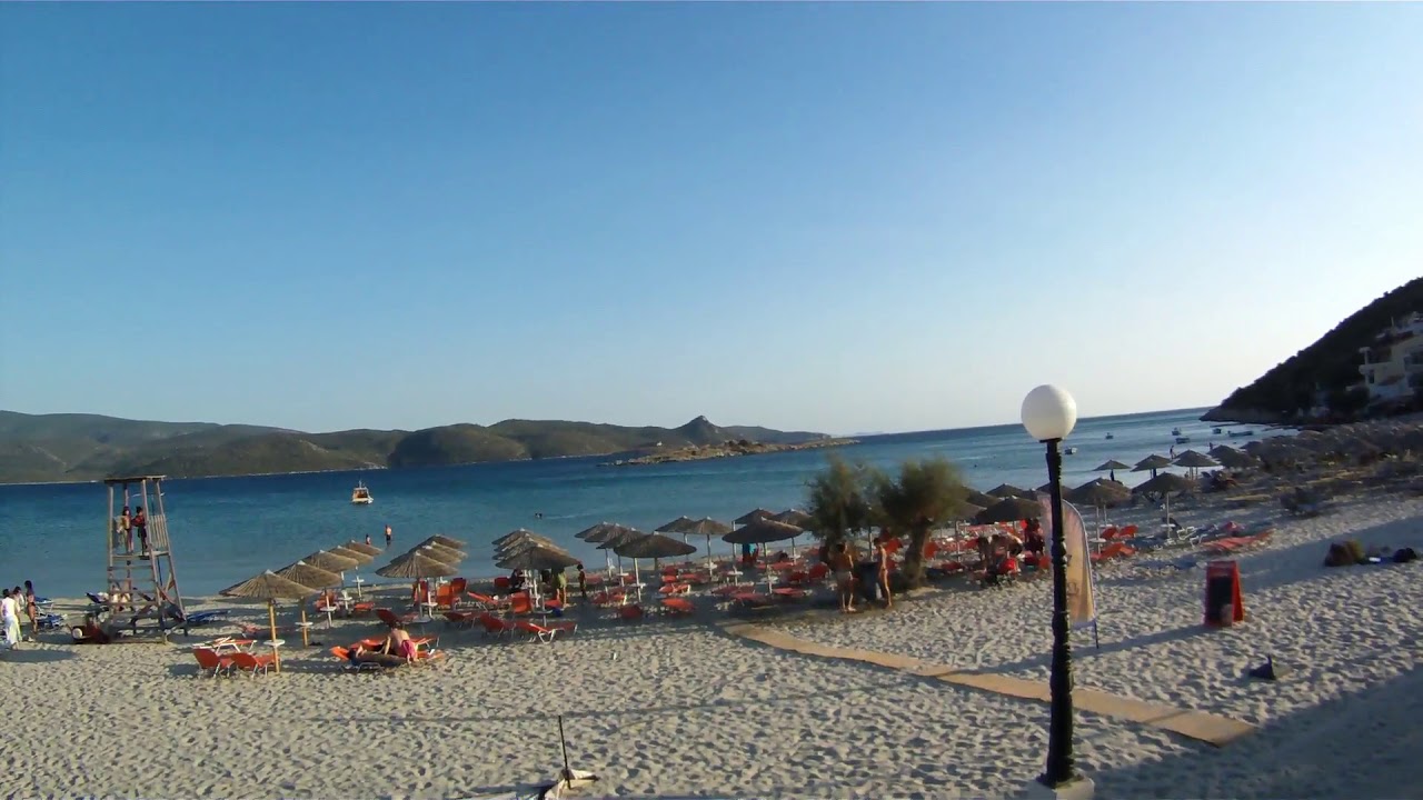 παραλια Ψιλη Αμμος απο την ταβερνα Ανατολη - YouTube