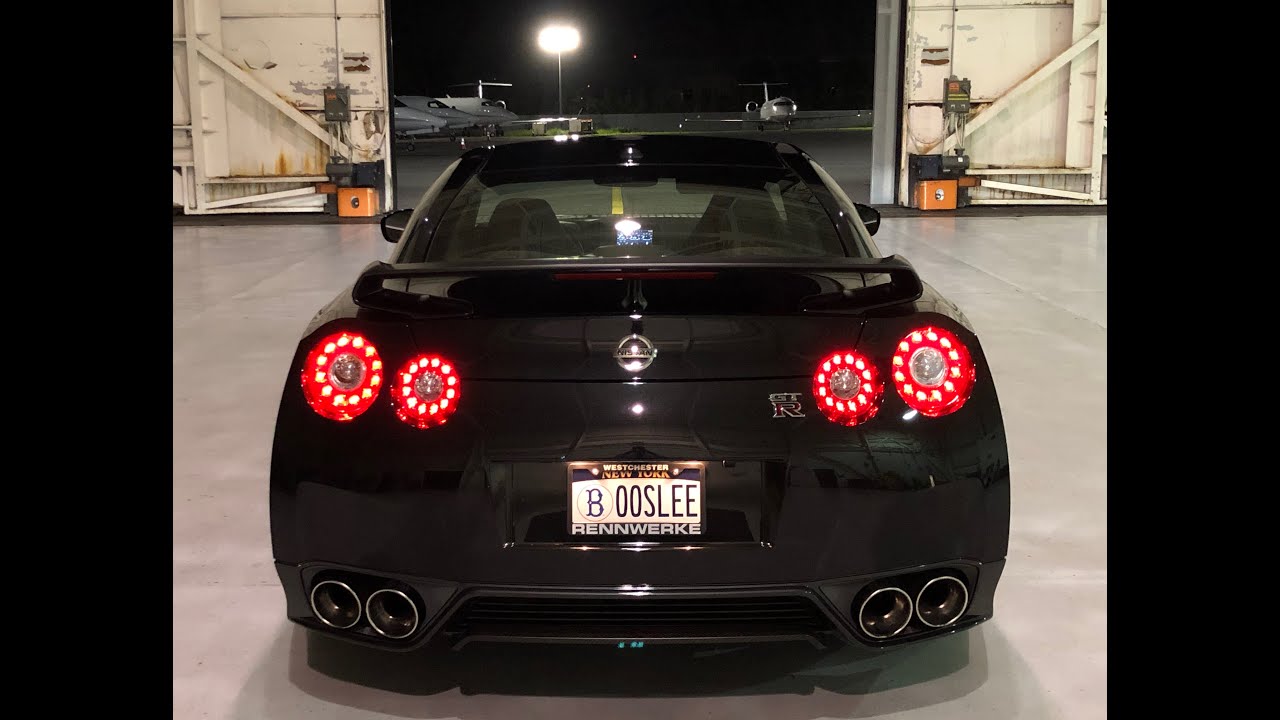 Nissan GTR - YouTube