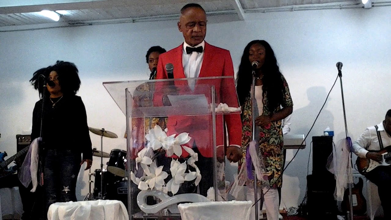 ADIG MARIAGE DE MAMAN REZA GUILAINE ET PAPA NELSON MOISE MAYI.ENTREE À ...