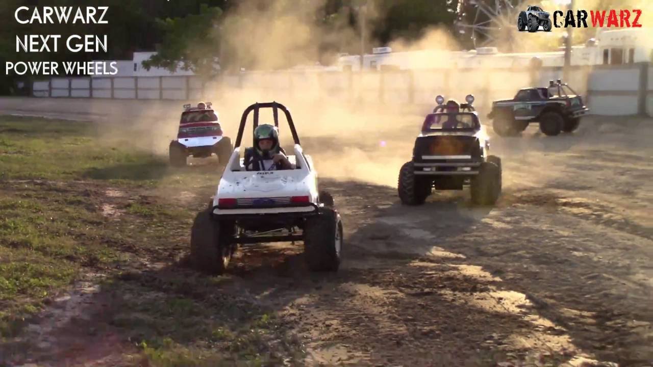 KIDS MINI MONSTER TRUCKS RACING AT ULTIMATE TRUCK CHANPIONSHIPS ...