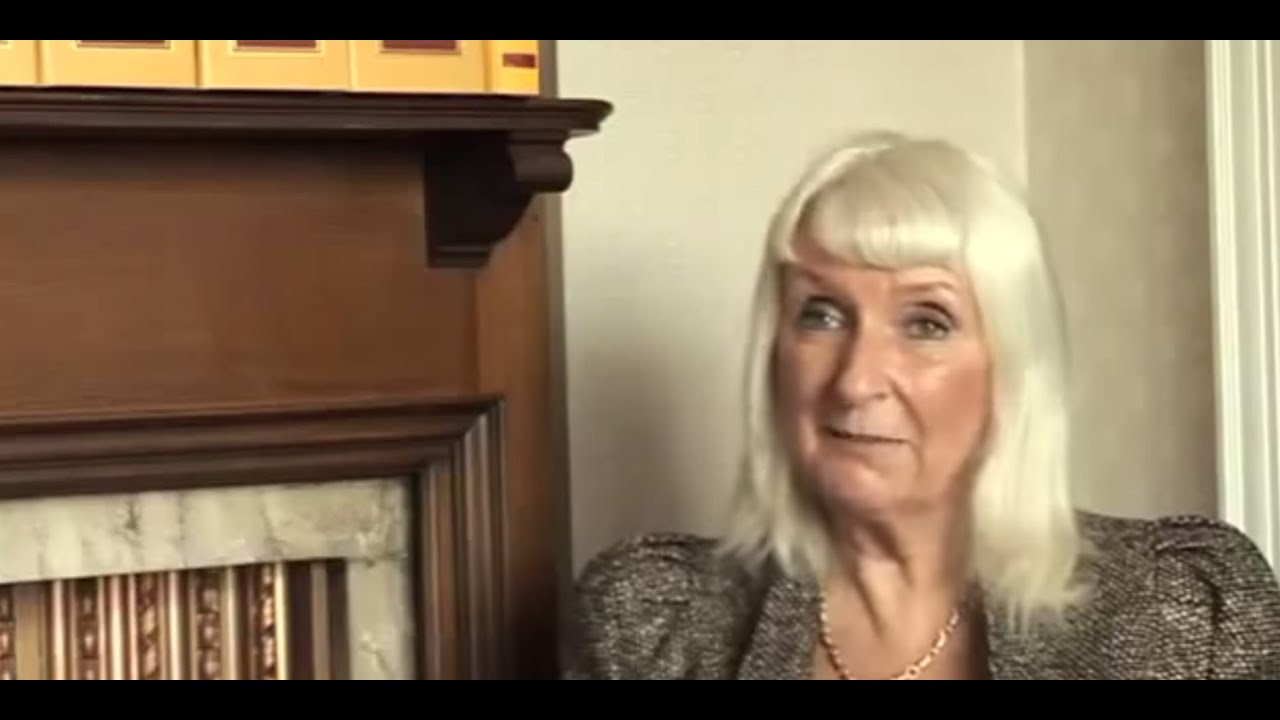 What to expect from an interview by police - YouTube