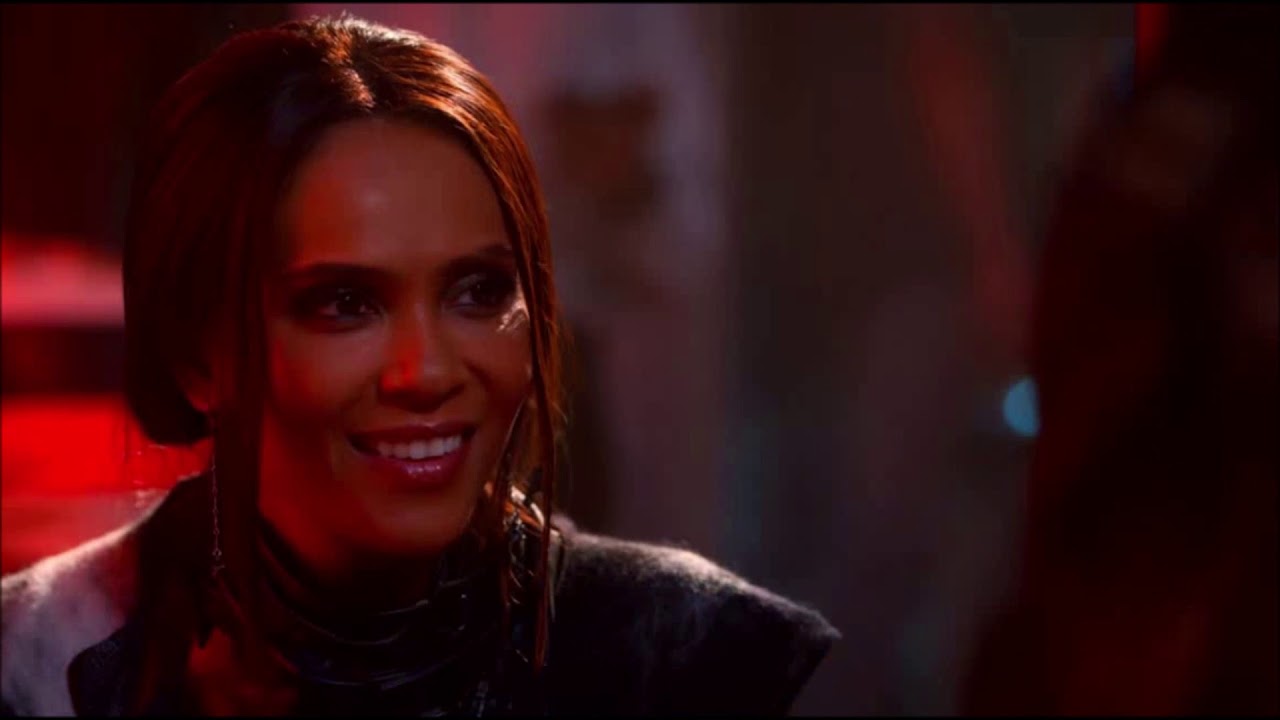 Maze and Eve | Lucifer | 04X08 - YouTube