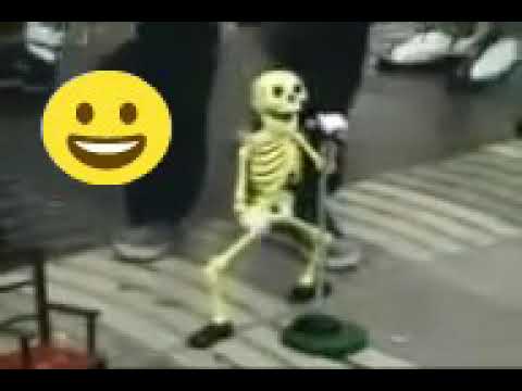 12 dançando a dança da sofrência.