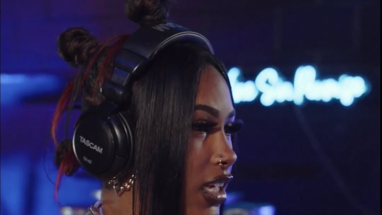 Teyah India- First Rap Interview - YouTube