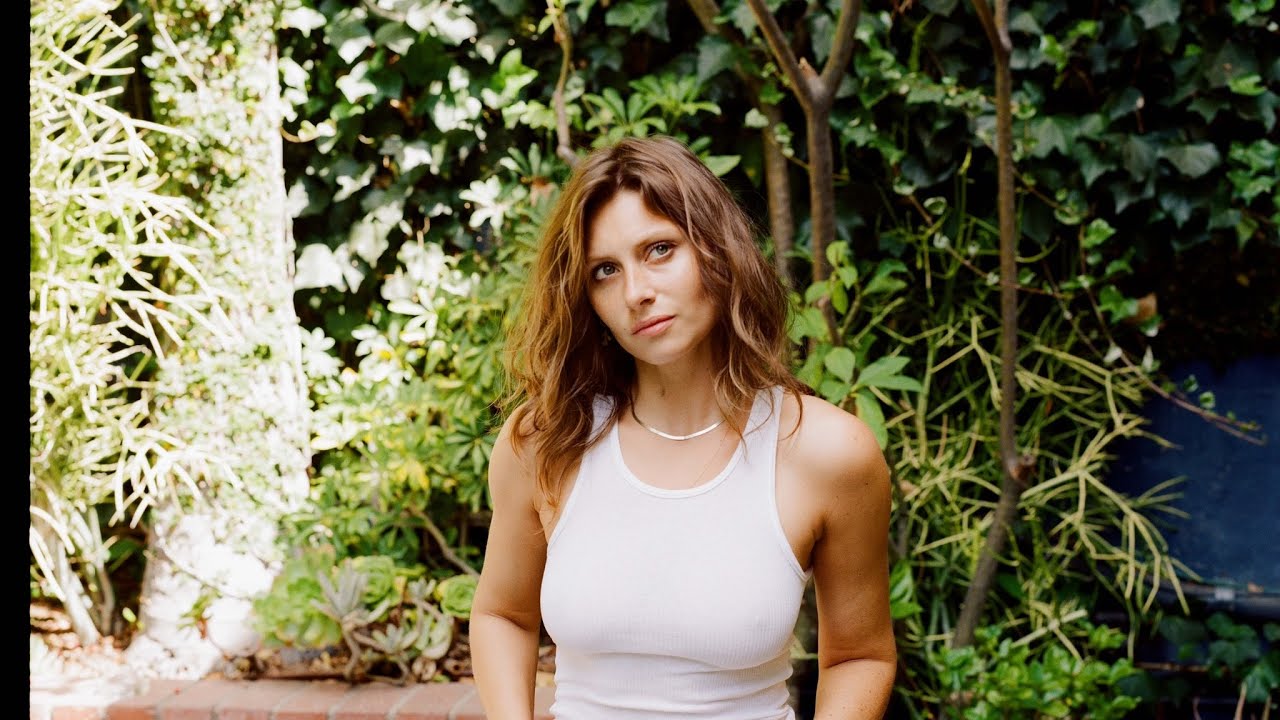 Aly & AJ - Baby Lay Your Head Down (Trailer) - YouTube