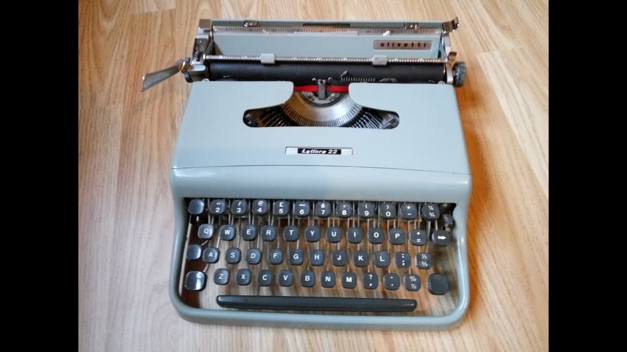 Test Portable Olivetti lettera 22 Typewriter Wonderful Italian design ...