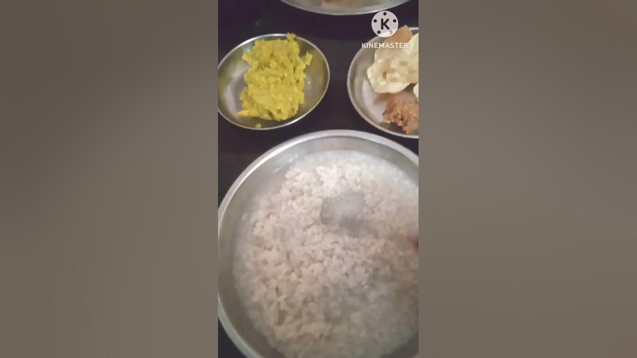 ചുട്ടരച്ച ചമ്മന്തി കഞ്ഞി പപ്പടം ചക്ക പുഴുക്ക് അടിപൊളി അല്ലേ നമുക്കങ്ങനെ