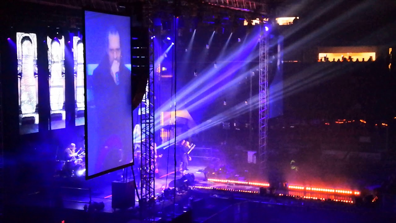 Raskasta joulua - Heinillä härkien (JP & Antony) @Lumon Arena 24.11. ...