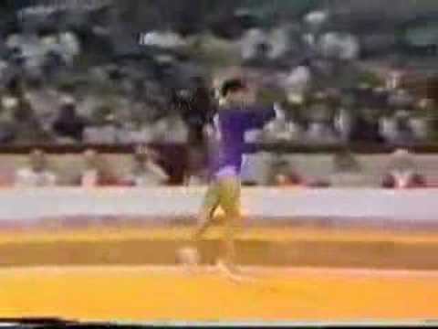 Nelli Kim - 1976 Olympic Gold Medal Floor Routine - YouTube